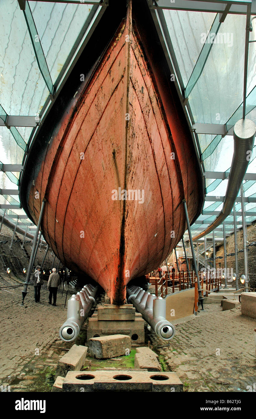 The ship, the SS Great Britain - its hull and prow in dry dock at ...
