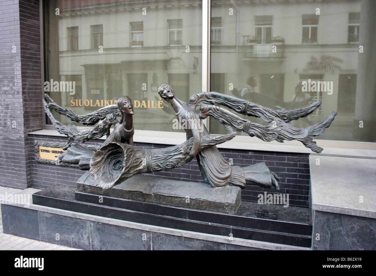 Modern sculpture, Vilnius, Lithuania Stock Photo - Alamy