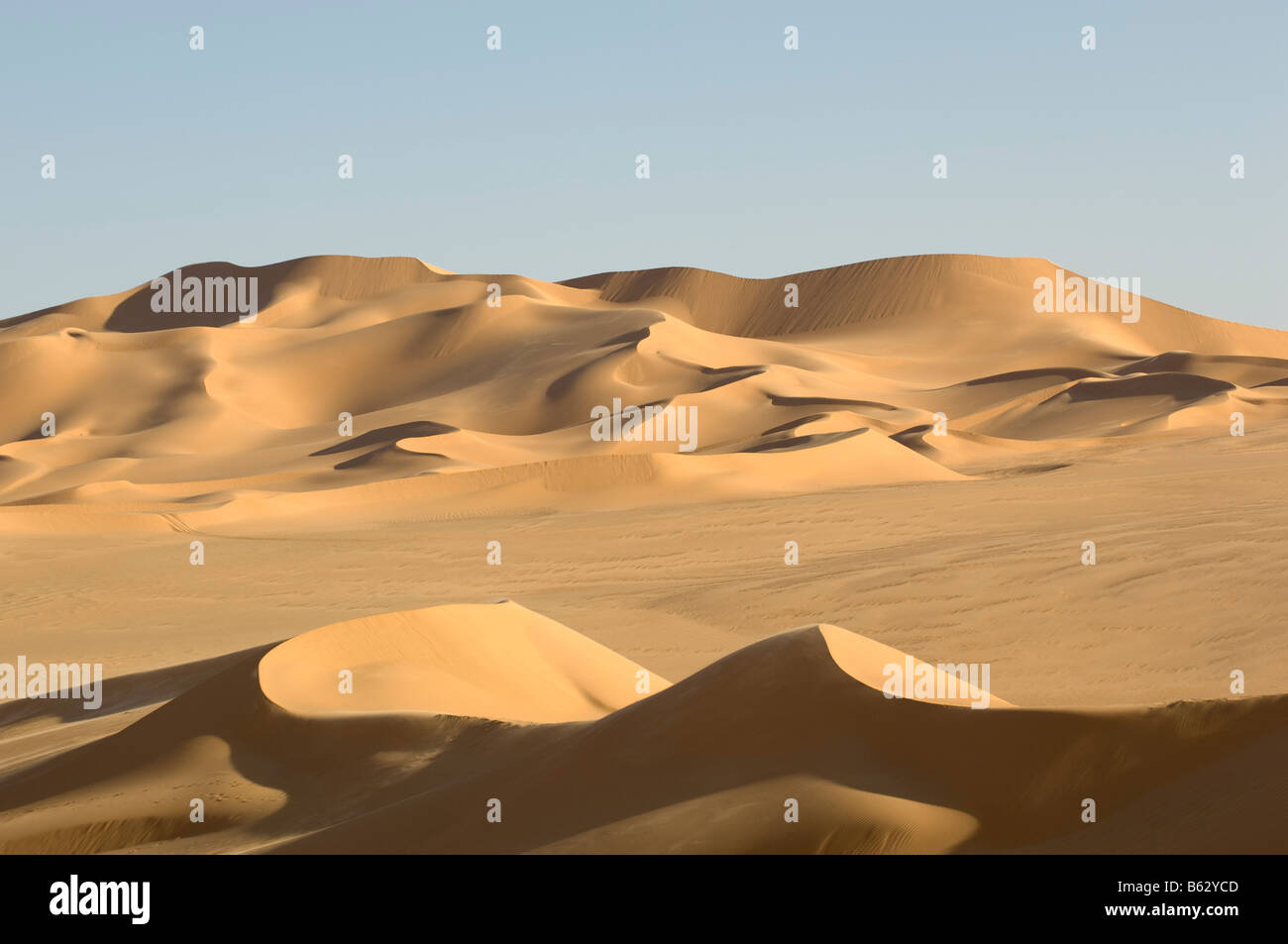 Erg Awbari Sahara desert Fezzan Libya Stock Photo - Alamy
