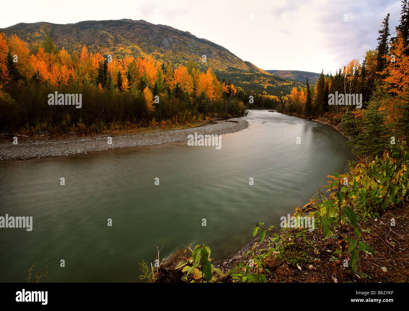 Columbia river scenes hi-res stock photography and images - Alamy