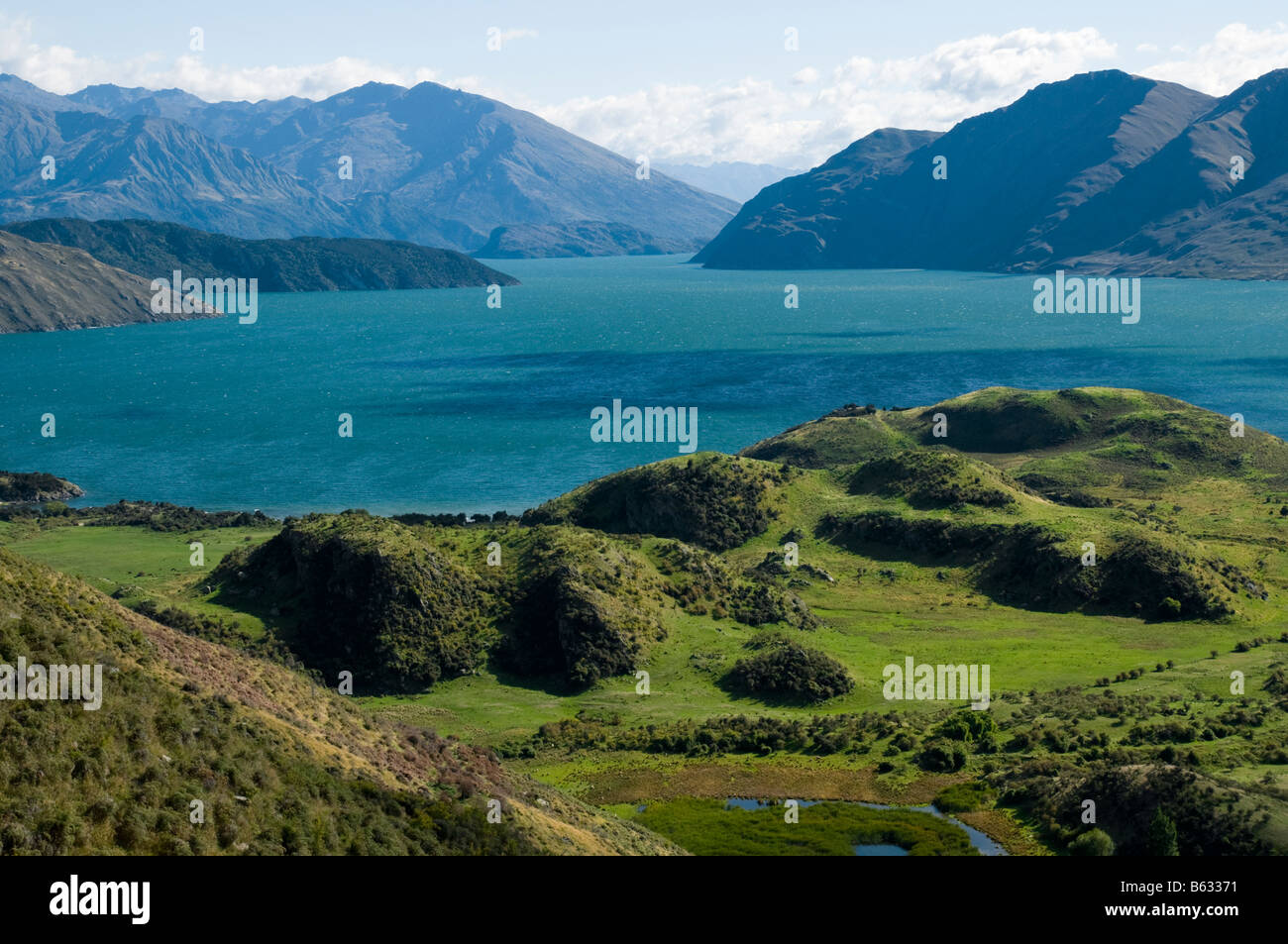 Lake wanaka new zealand hi-res stock photography and images - Alamy