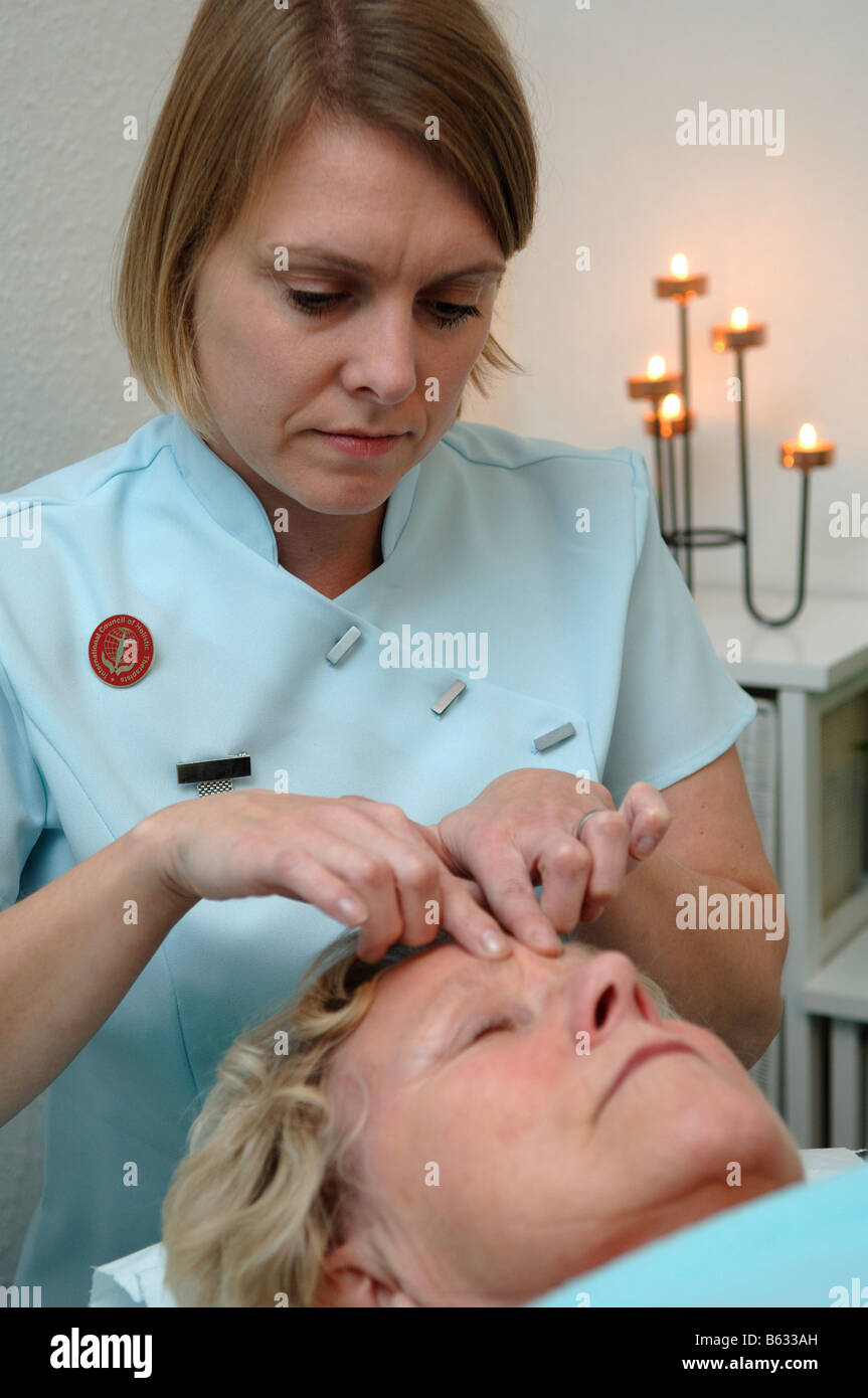 Holistic techniques hi-res stock photography and images - Alamy