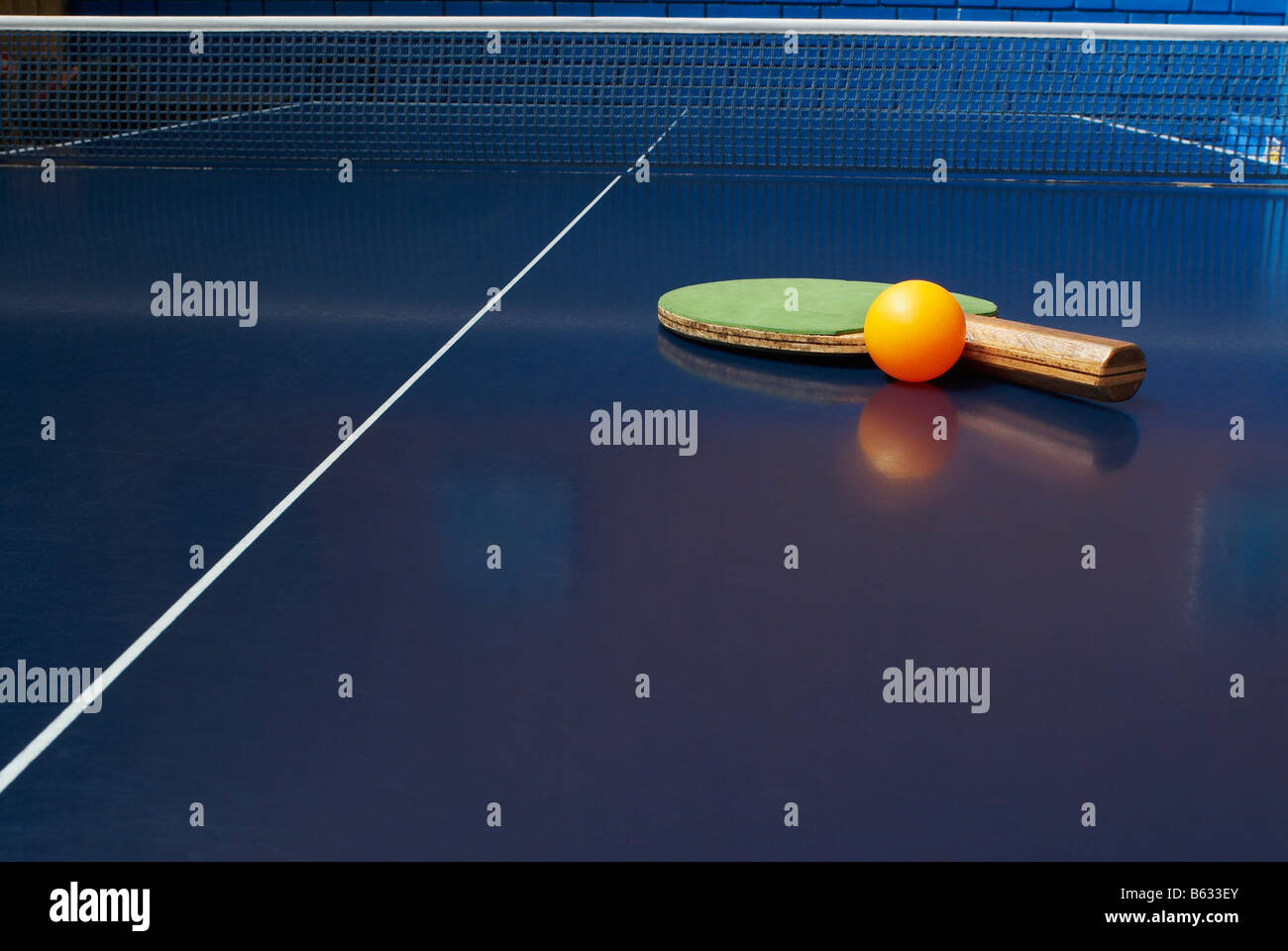 Image of table tennis hi-res stock photography and images - Alamy