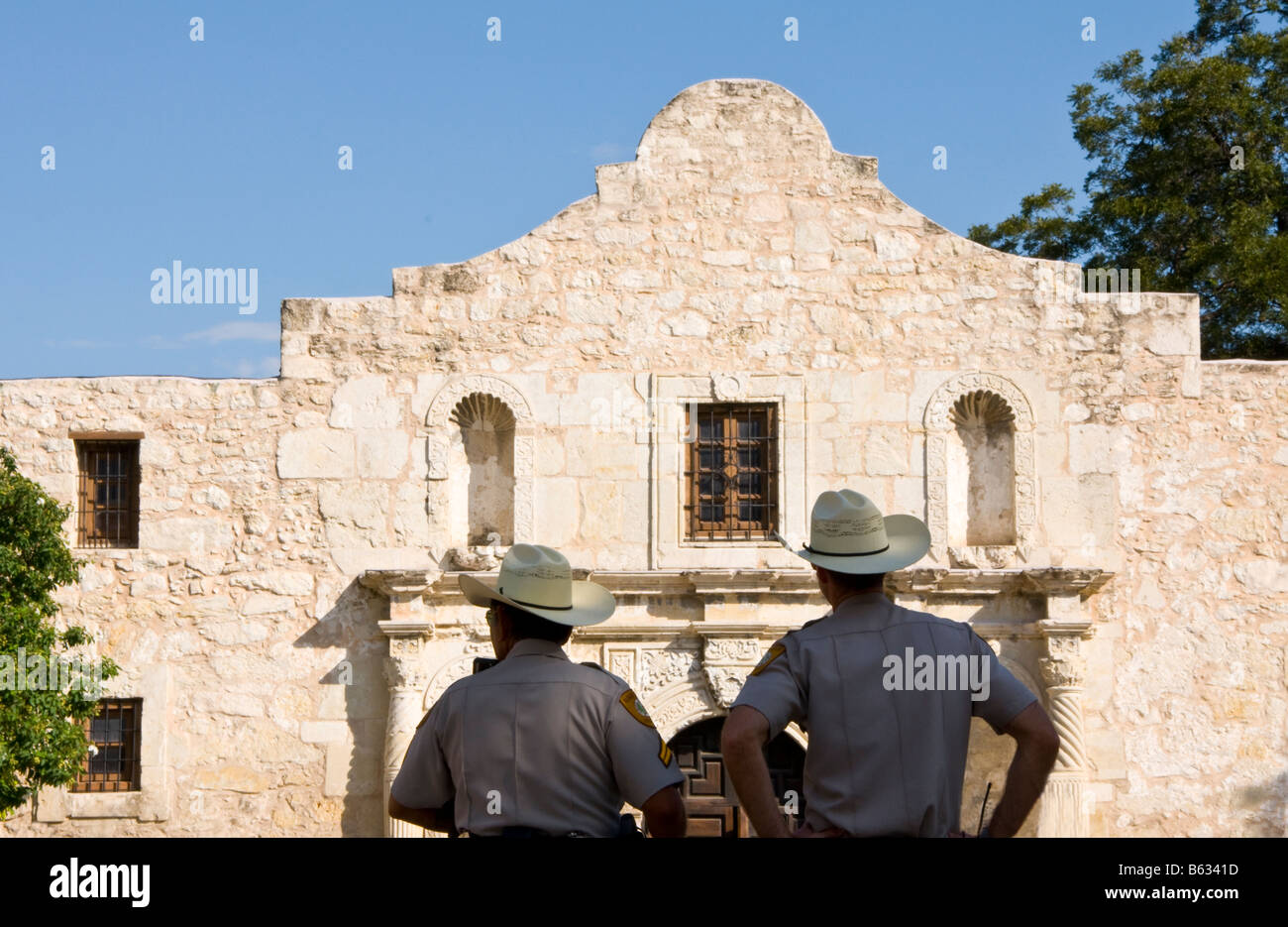 San Antonio Missions, Texas Rangers guarding The Alamo (AKA Mission San ...