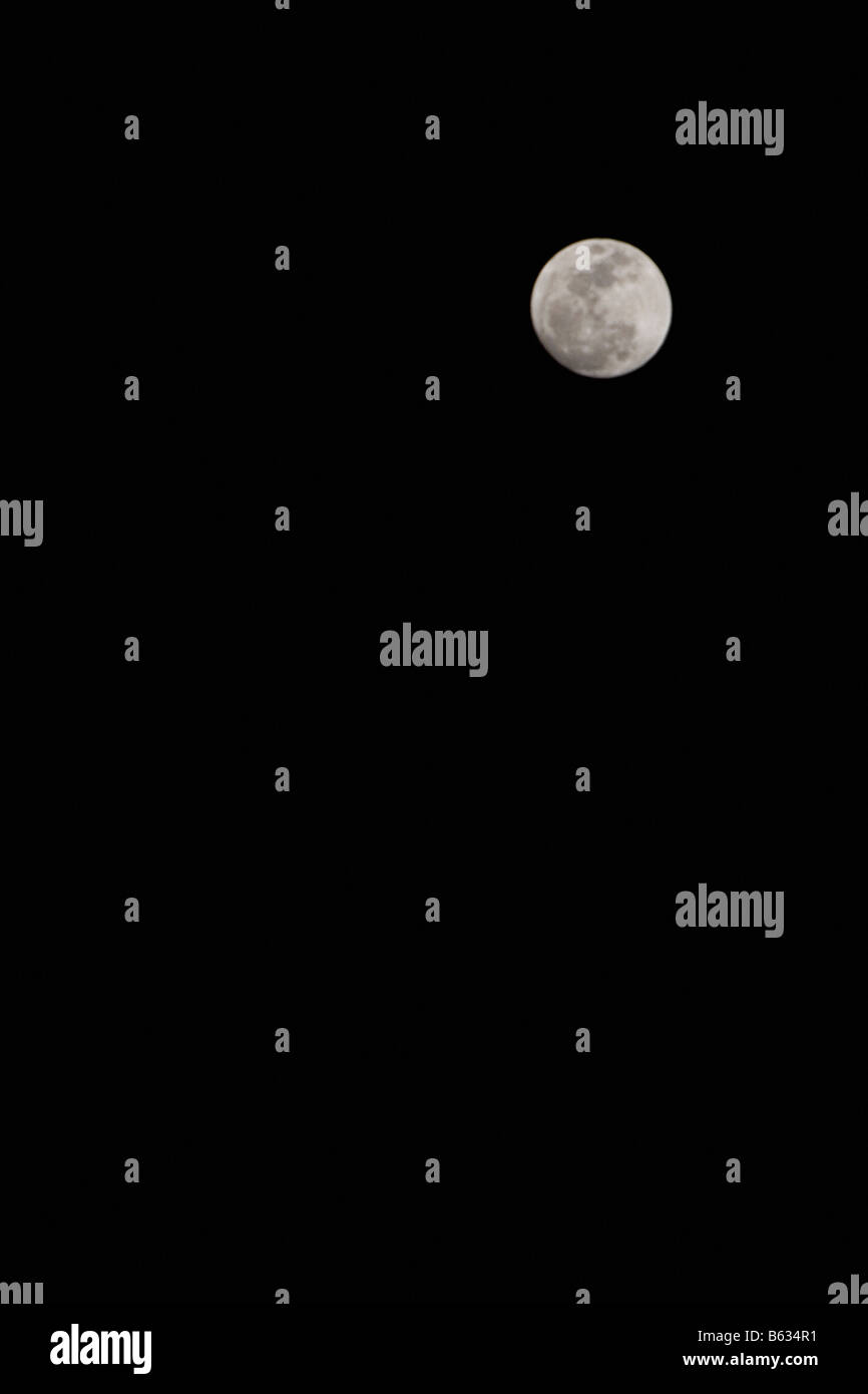 Full moon at night, Mauna Kea, Hilo, Hawaii, USA Stock Photo - Alamy