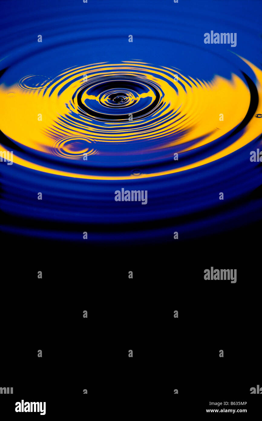 Rippled silhouette hi-res stock photography and images - Alamy