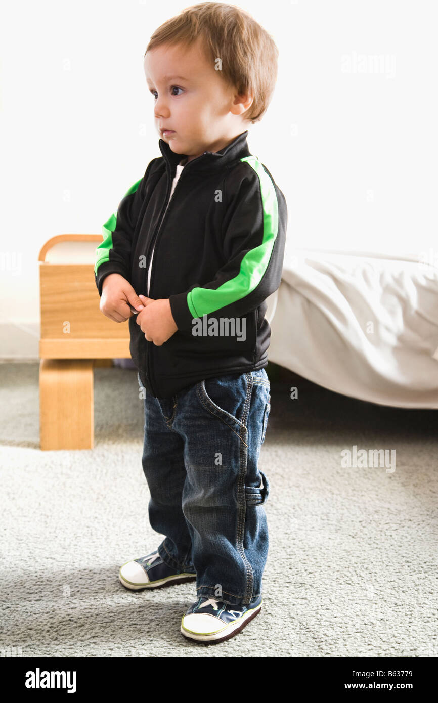 Side profile of a boy staring Stock Photo - Alamy