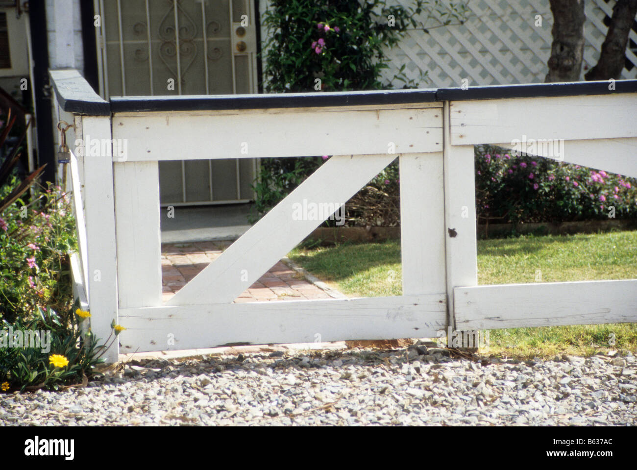 Gate showing diagonal support Stock Photo - Alamy