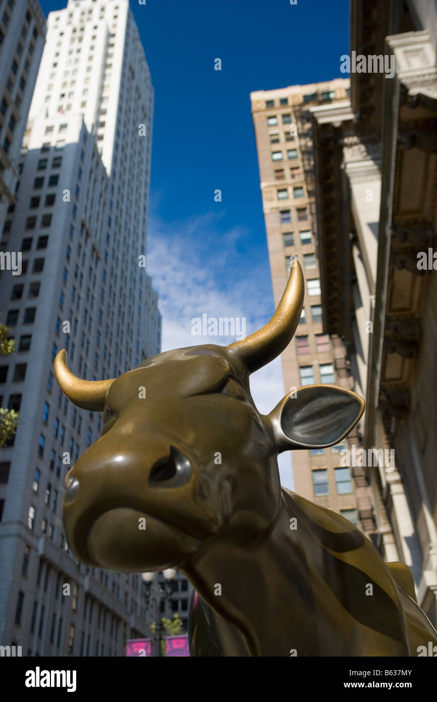 Low angle view of the bronze sculpture of a cow, Hanig Cow, Chicago ...