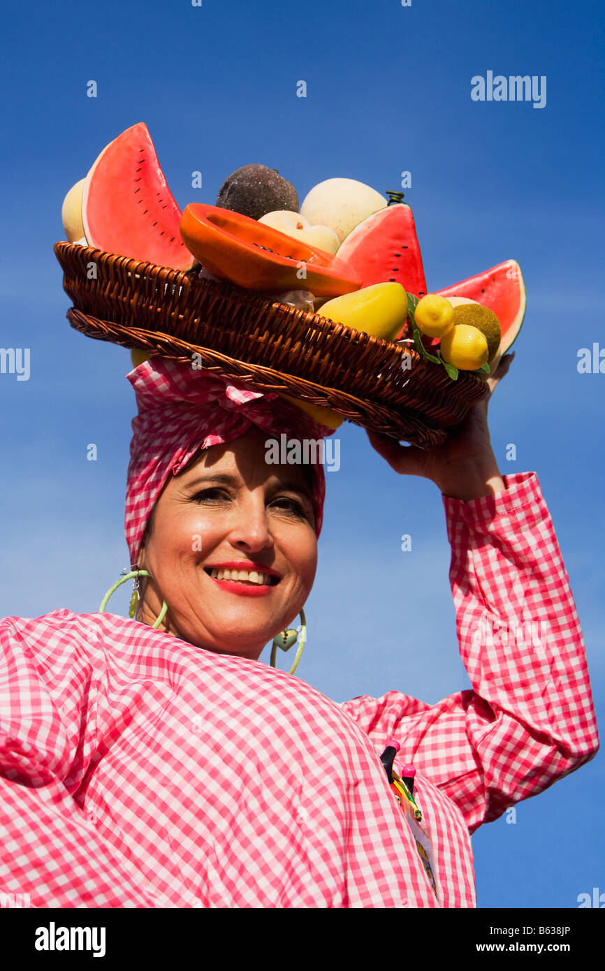 Mature melons hi-res stock photography and images - Alamy