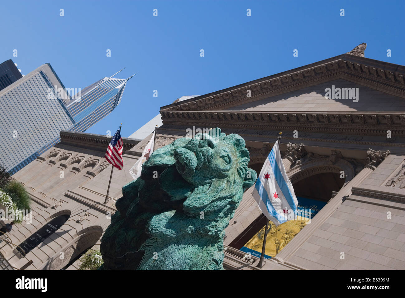 Low angle view of an art museum, Art Institute of Chicago, Chicago ...