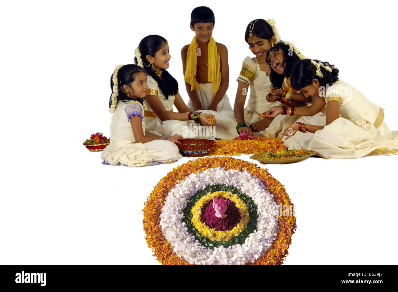 Children in traditional kerala dress hi-res stock photography and ...