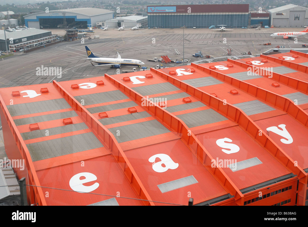easyjet HQ at Luton Airport Stock Photo - Alamy