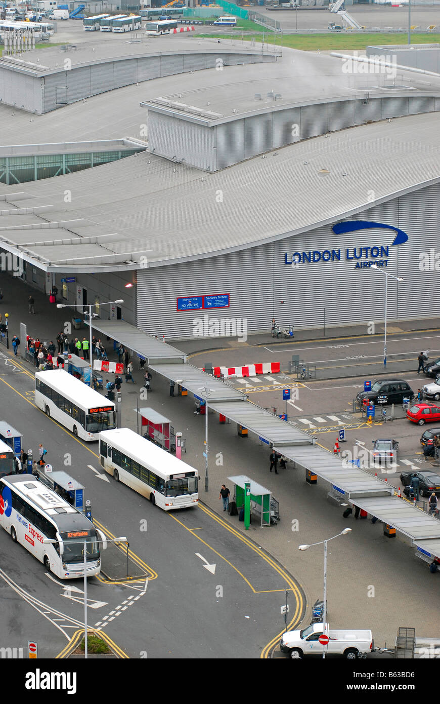 The new terminal building at Luton Airport Stock Photo - Alamy