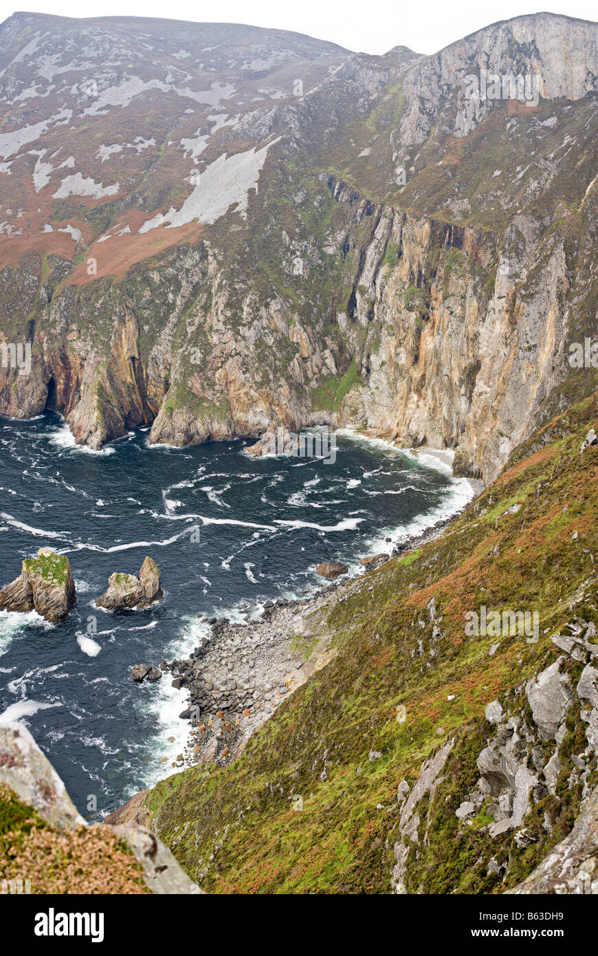 Slieve League Cliffs: The eastern end of famous and dramatic cliffs in ...