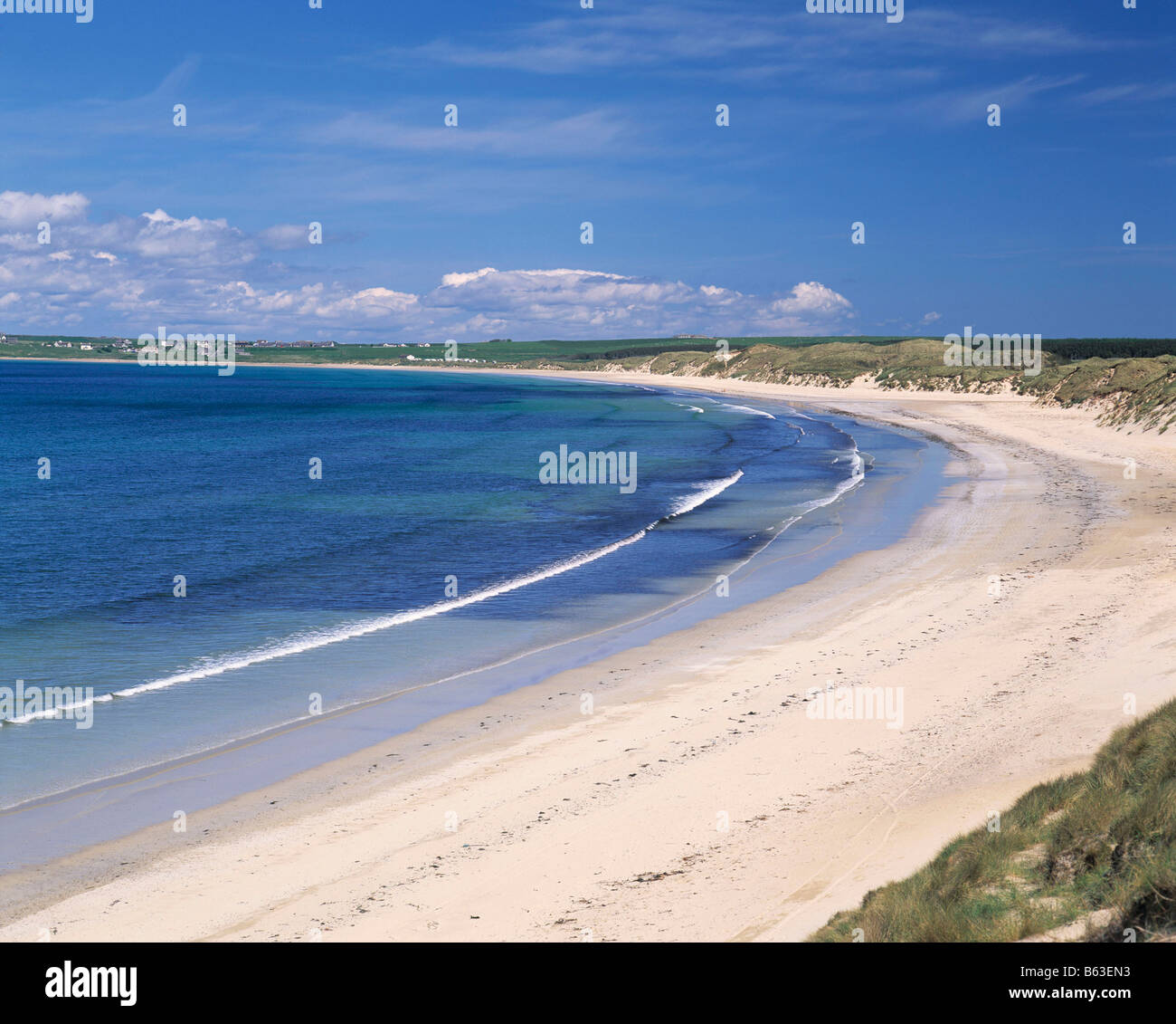 GB SCOTLAND HIGHLAND DUNNET BAY SAND SEA EMPTY Stock Photo - Alamy