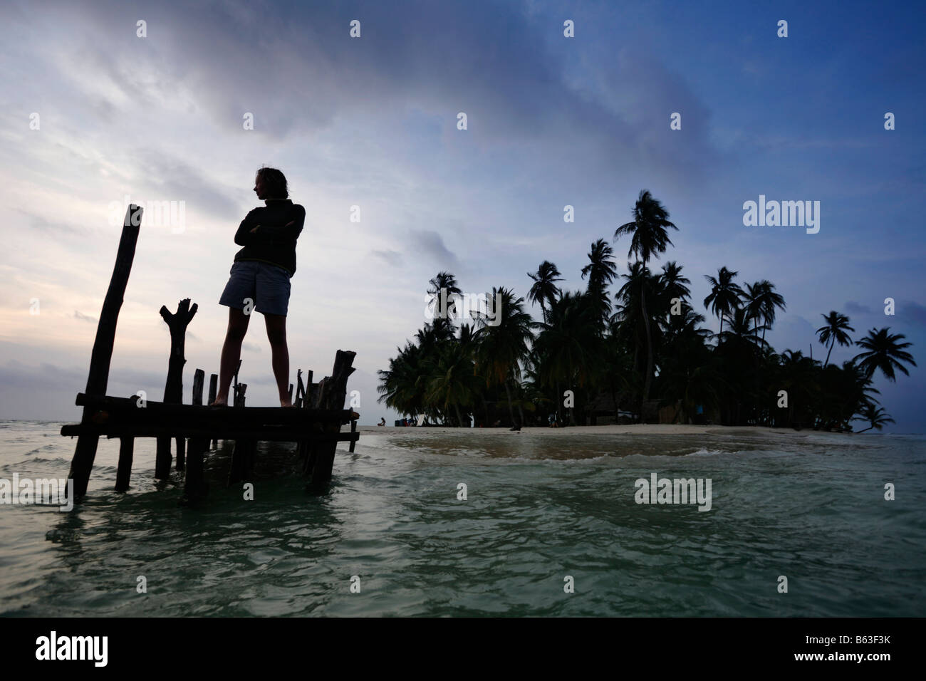Woman on desert island hi-res stock photography and images - Alamy