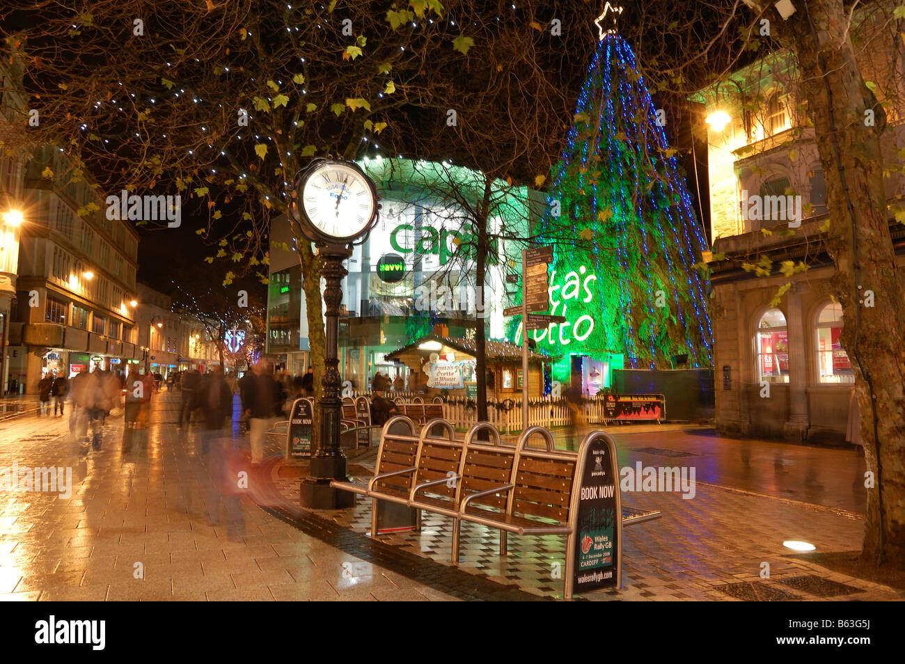 Cardiff christmas tree hi-res stock photography and images - Alamy