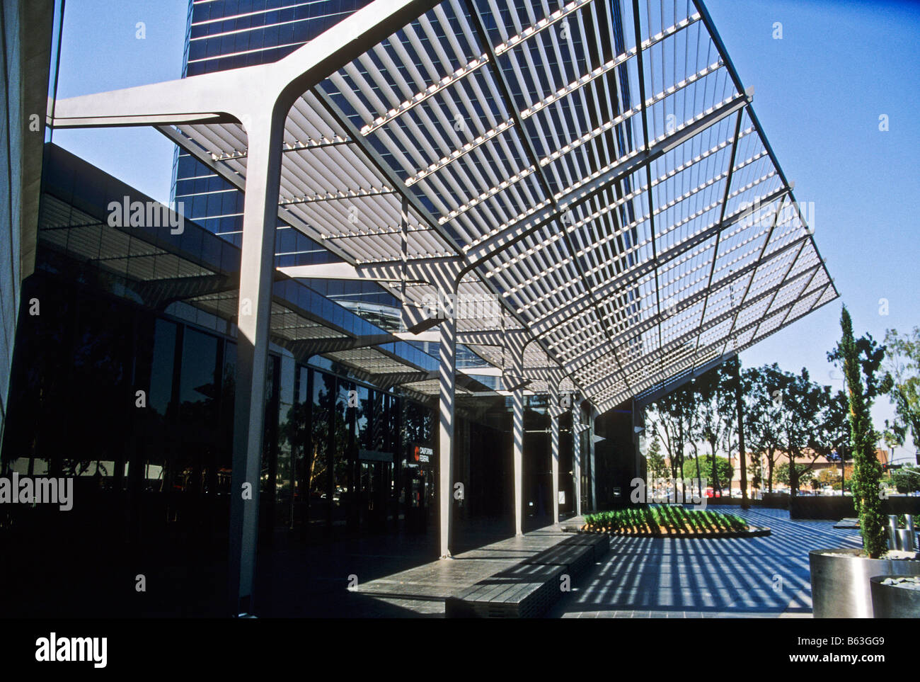 Metal grid walkway cover Stock Photo - Alamy