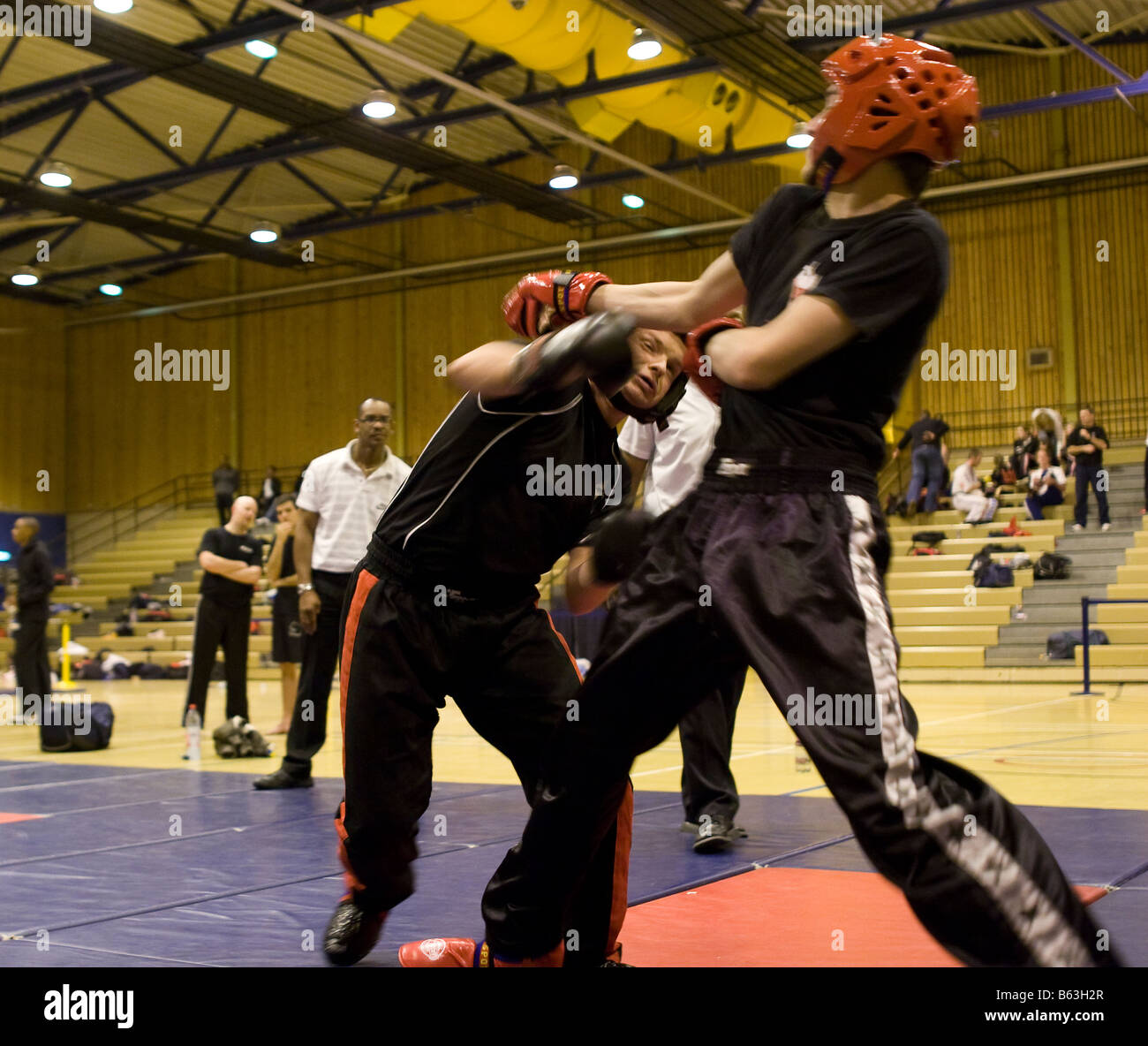 Competitors fighting in a kung fu tournament Stock Photo - Alamy