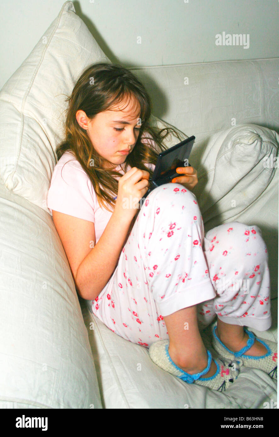 Nintendo ds games hi-res stock photography and images - Alamy