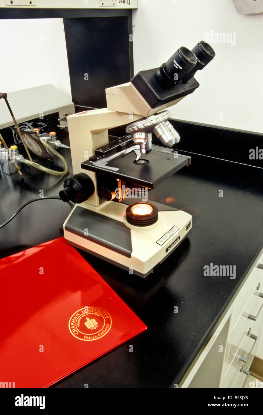 Lab counter hi-res stock photography and images - Alamy