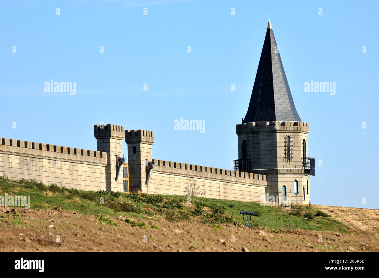 Martins castle hi-res stock photography and images - Alamy