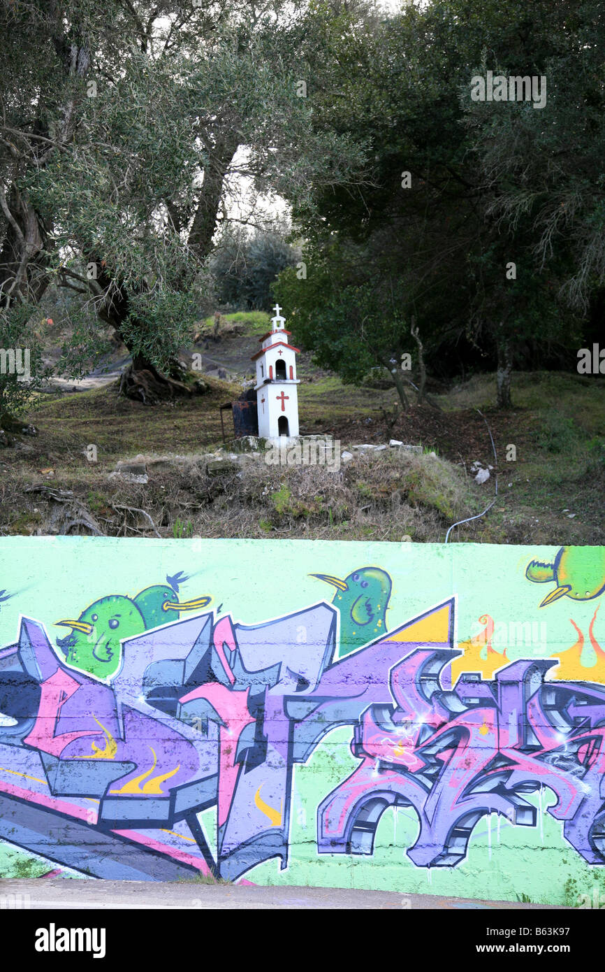 Olive wall art hi-res stock photography and images - Alamy