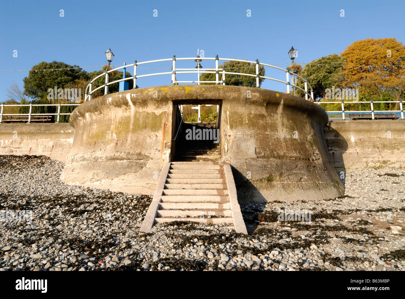 Penarth seafront in the morning Stock Photo - Alamy