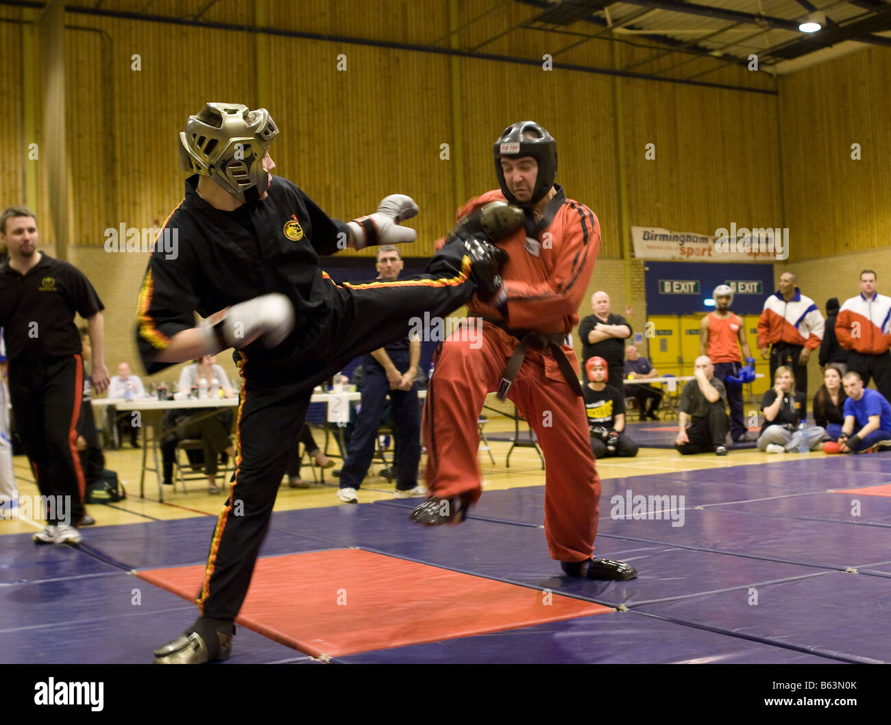 Kung fu tournament hi-res stock photography and images - Alamy