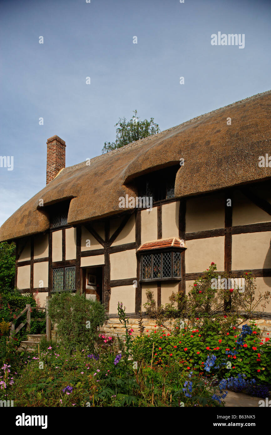 Stratford upon Avon Anne Hathaway s Cottage Shakespeare s wife house at ...