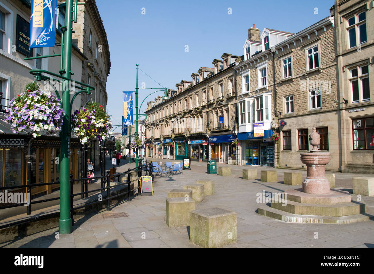 Buxton high street hi-res stock photography and images - Alamy