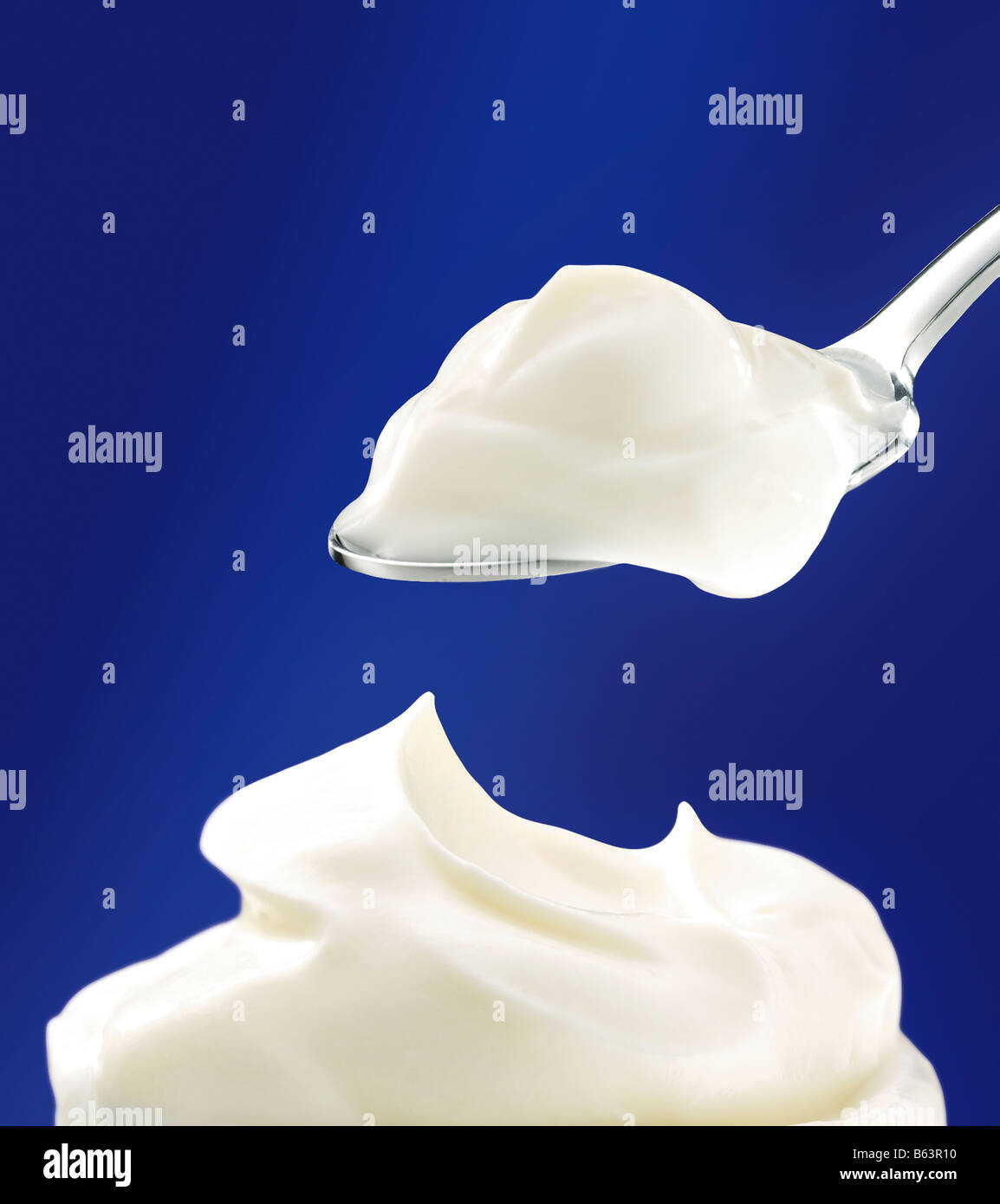 Spoon cream hi-res stock photography and images - Alamy