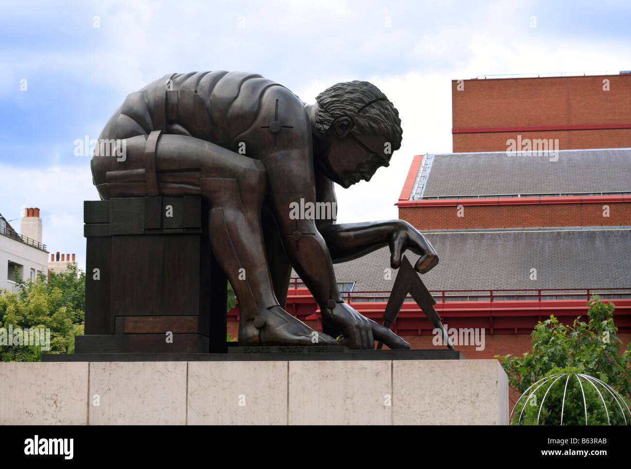 Sir Isaac Newton Statue Stock Photos & Sir Isaac Newton Statue Stock ...