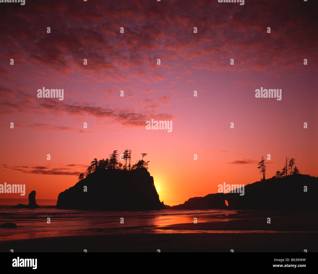 Washington state coast sunset hi-res stock photography and images - Alamy