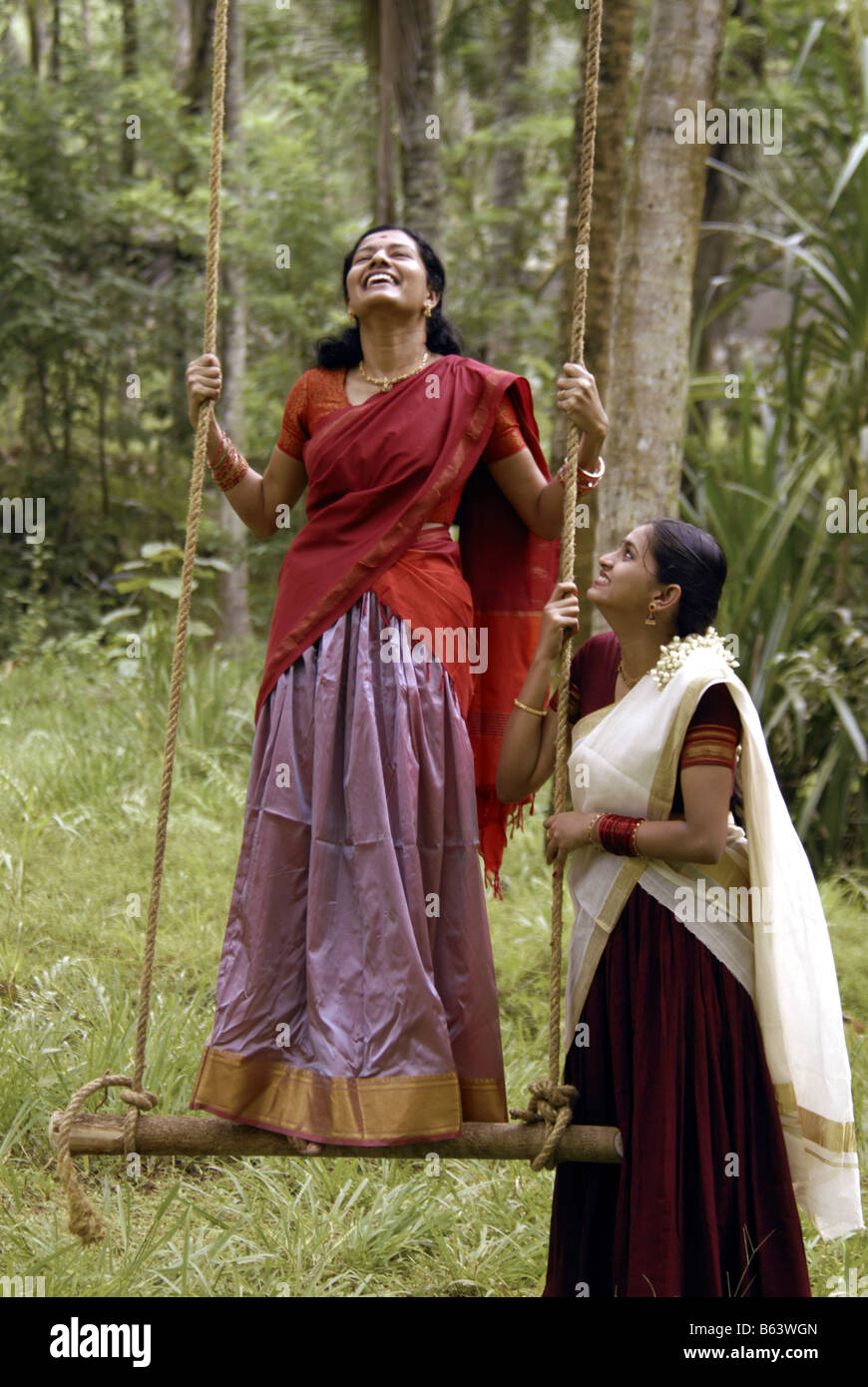 MODELS FROM KERALA IN TRADITIONAL ATTIRE DURING ONAM Stock Photo - Alamy