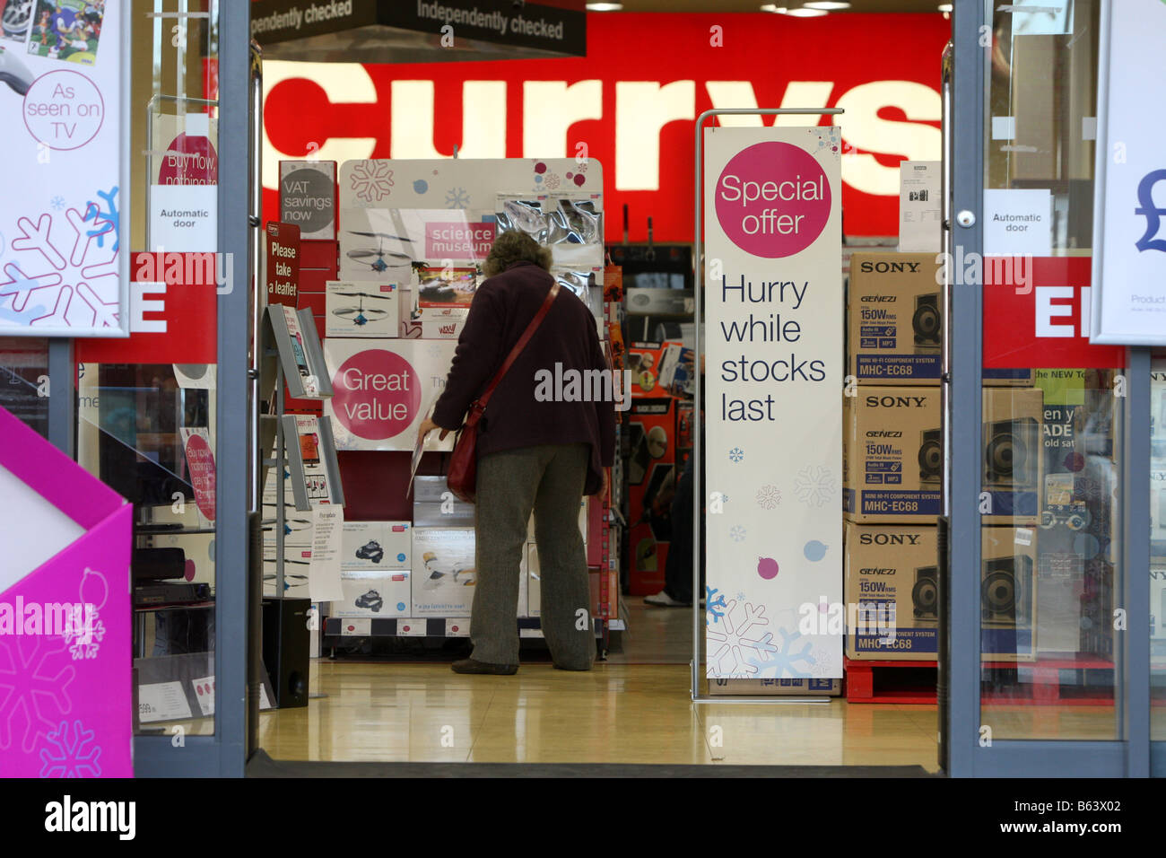 CURRYS,PART OF DSG INTERNATIONAL ,ELECTRICAL STORE Stock Photo - Alamy