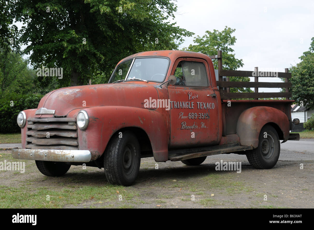 Rusty pick up truck Stock Photo - Alamy