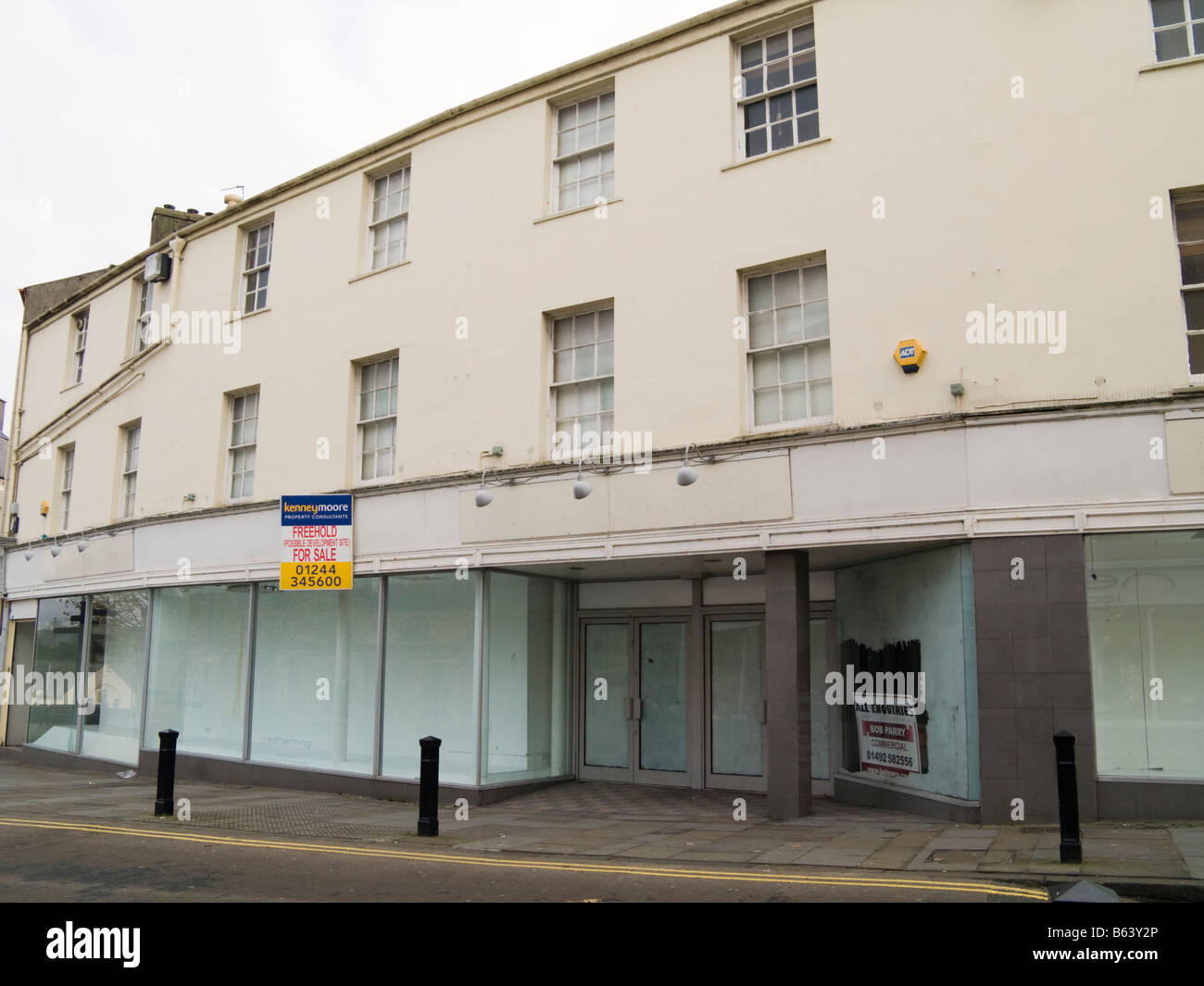 Bangor Gwynedd North Wales UK Large shop building closed and for sale ...