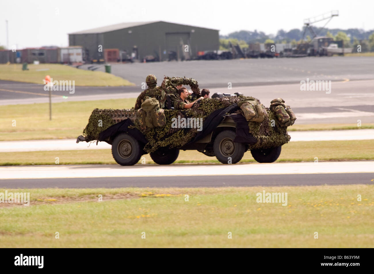 RAF Landrover Stock Photo - Alamy