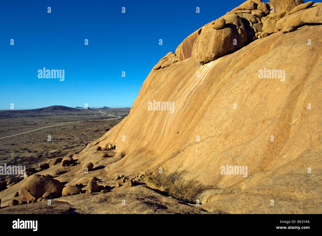 Scenic of granite inselbergs at Spitzkoppe Namibia Stock Photo - Alamy