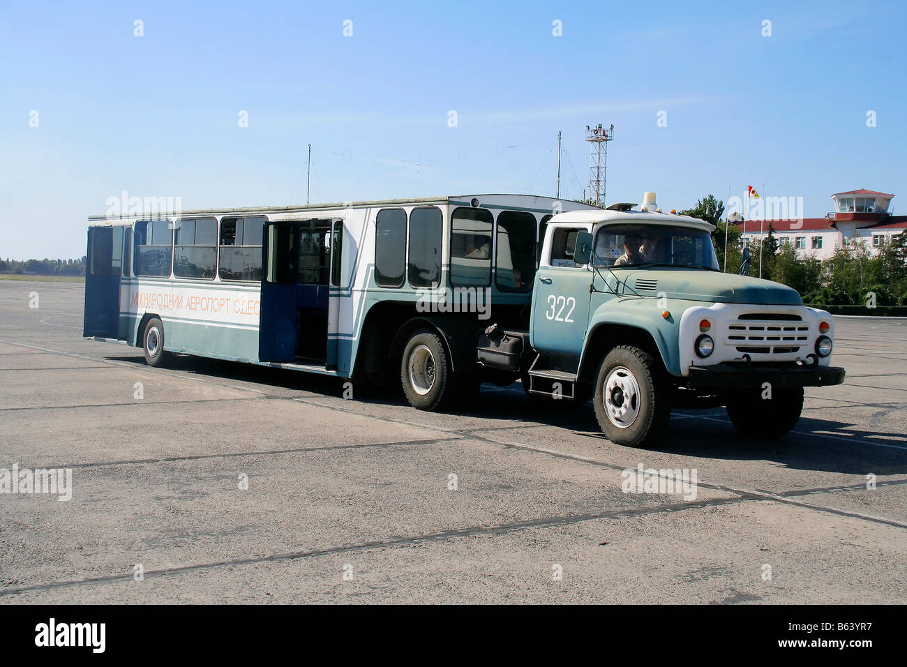 Airport bus at the airport Odessa Ukraine Flughafenbus am Flughafen ...