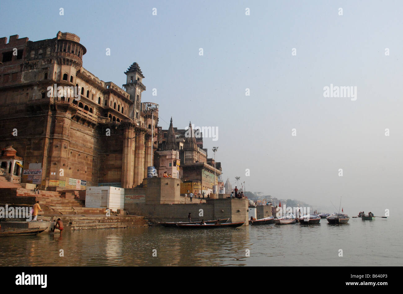 Varanasi ghats view hi-res stock photography and images - Alamy