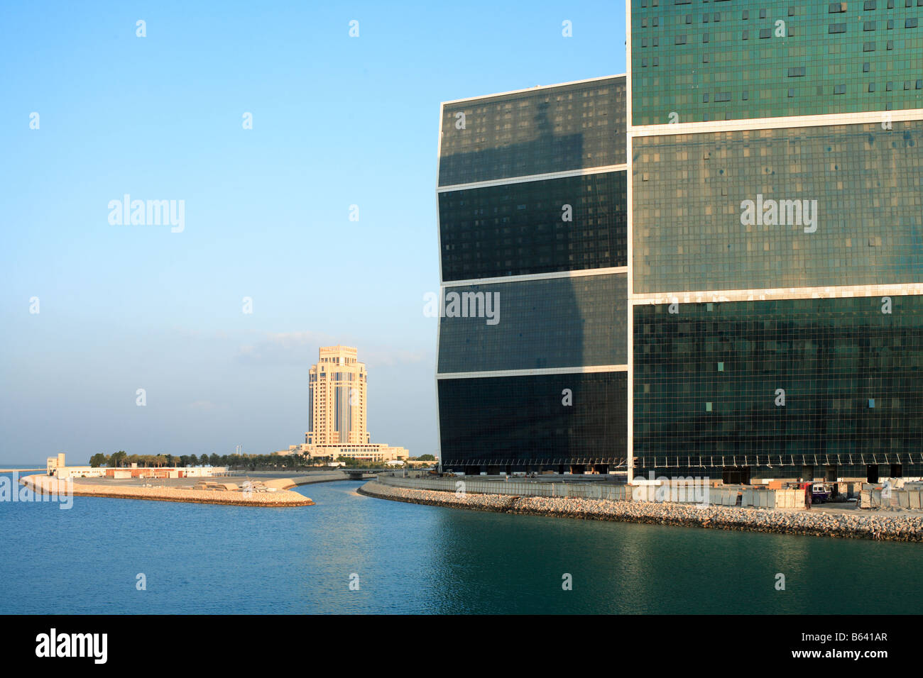 Ritz carlton luxury hotel tower hi-res stock photography and images - Alamy