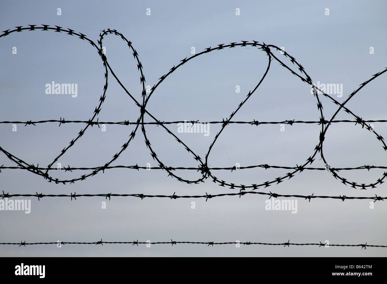 High security fence hi-res stock photography and images - Alamy