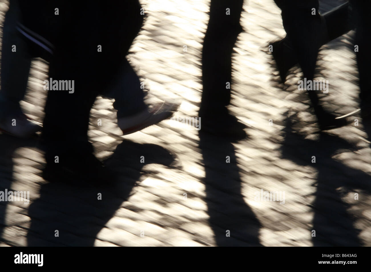 Teenagers group walking silhouette hi-res stock photography and images ...