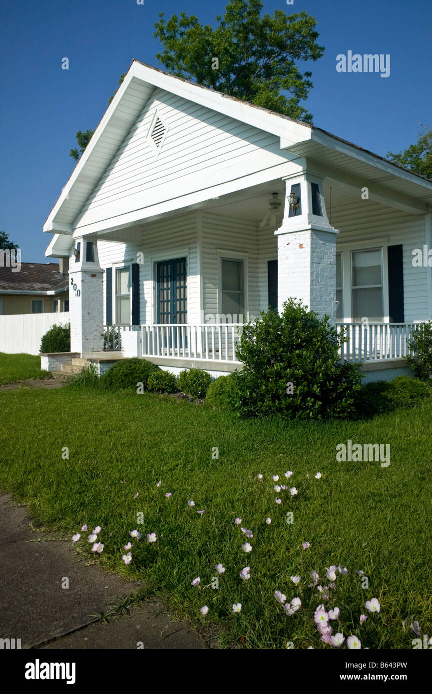 southern USA american craftsman home Stock Photo - Alamy