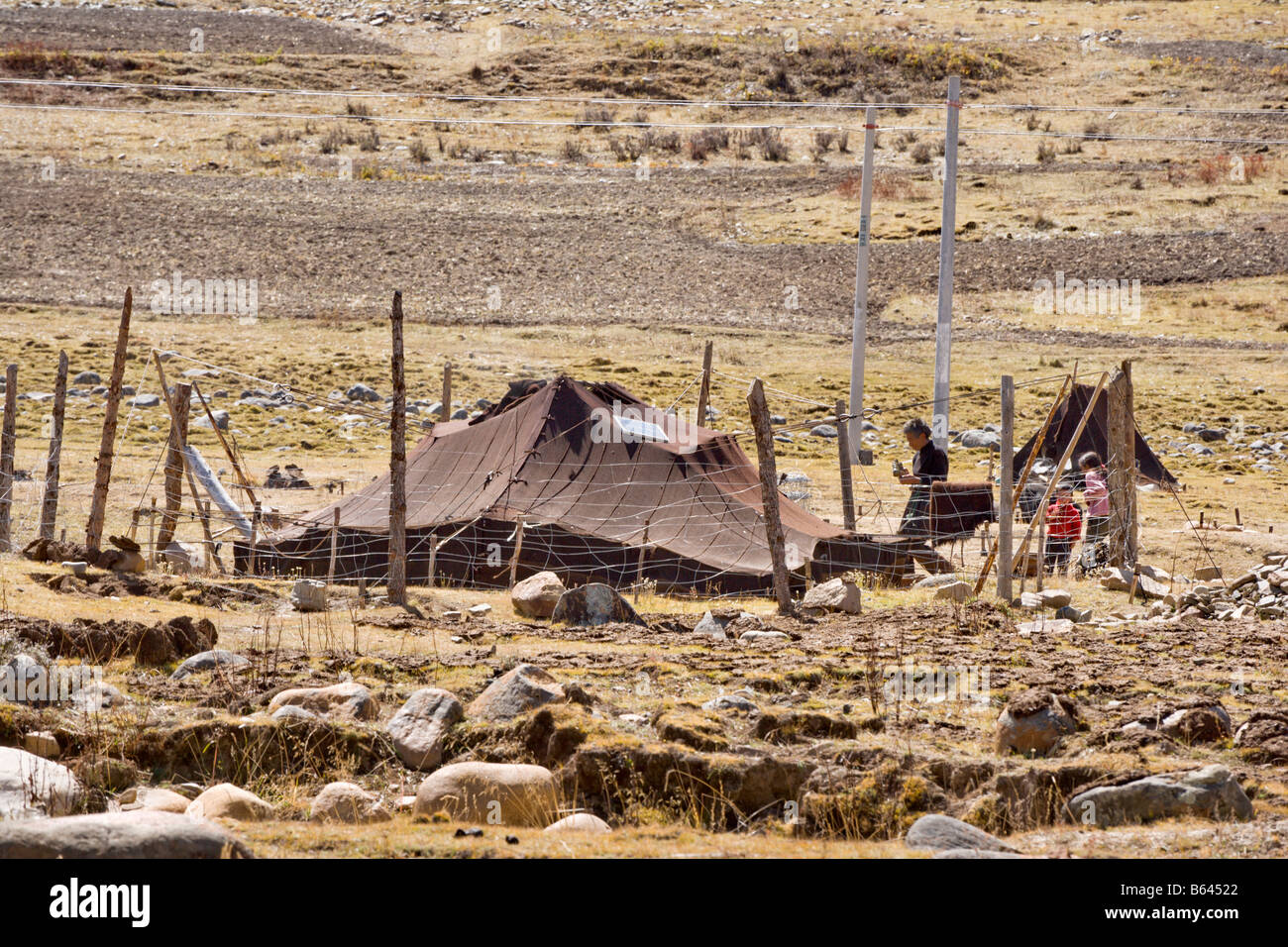 Tibetan living compound with solar powered tent, Daocheng, Sichuan ...
