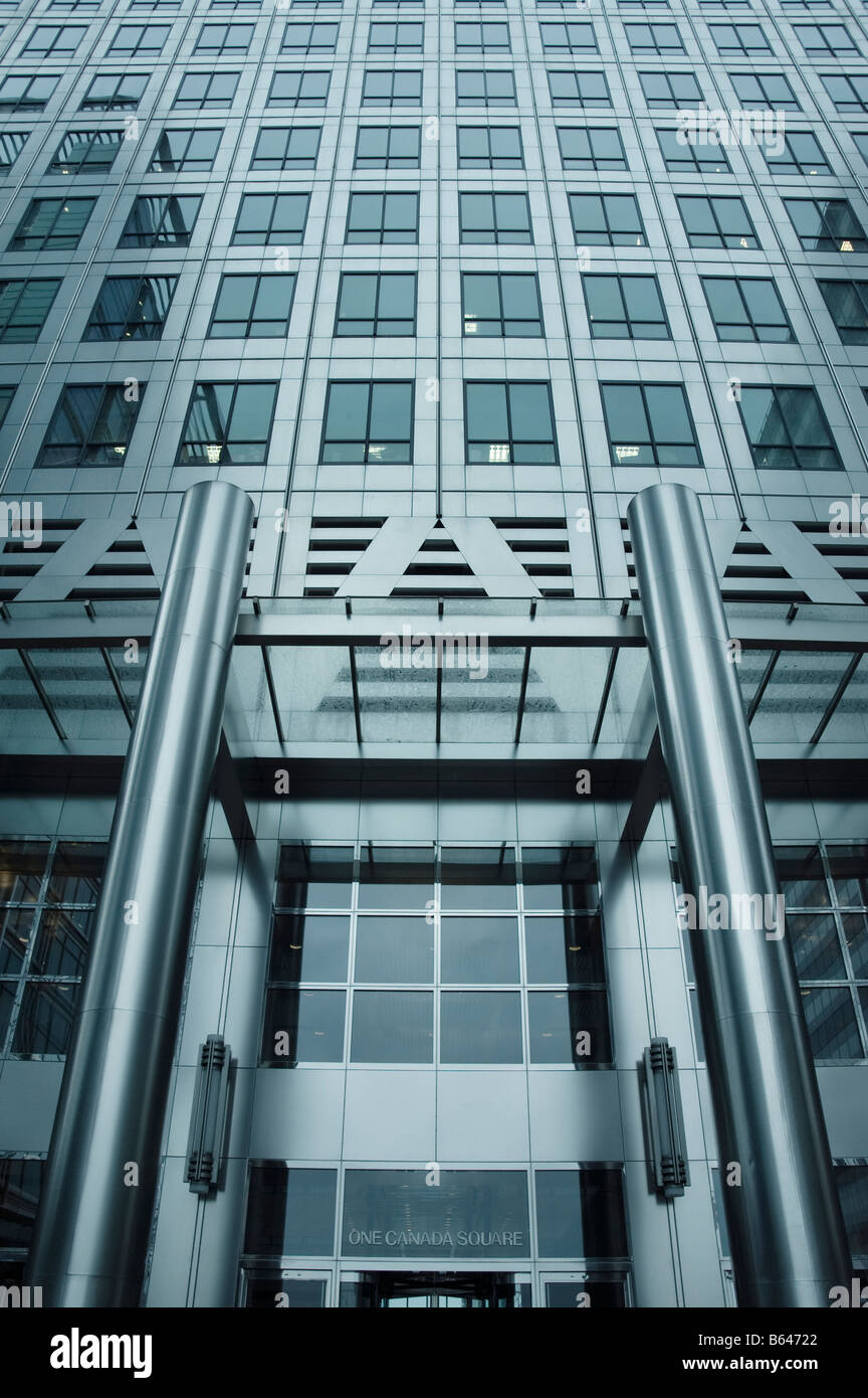 Canada Tower at One Canada Square Canary Wharf London England UK Stock ...