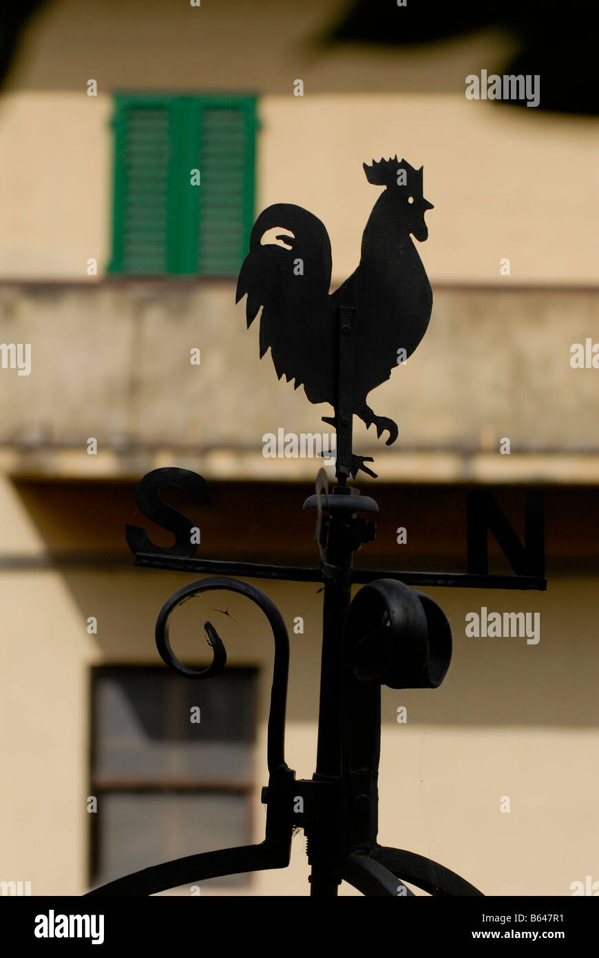 Weather vane cockerel hi-res stock photography and images - Alamy